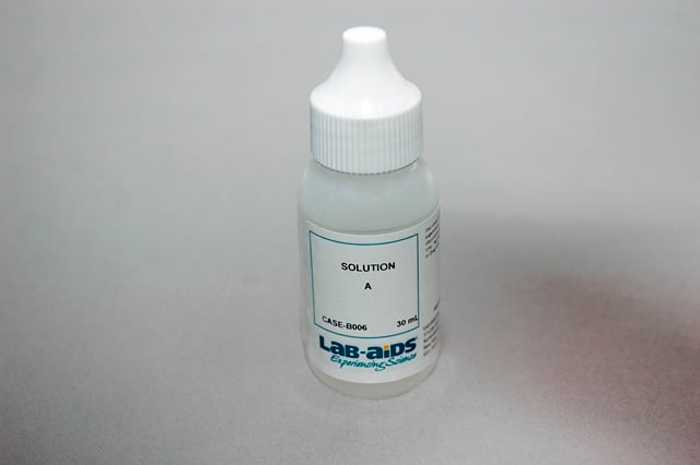 Solution A - 30 mL, dispensing tip btl | Lab-Aids